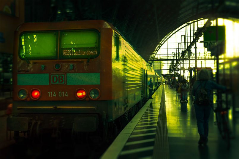 Scenes From Train Stations: Photos by Audrey Marquis | Daily design ...