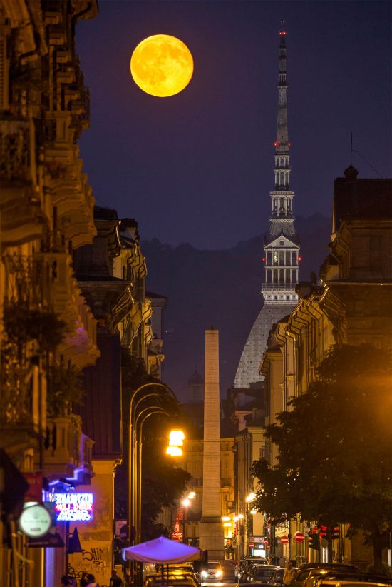 Moon Chaser: Breathtaking Photos by Valerio Minato | Daily design ...