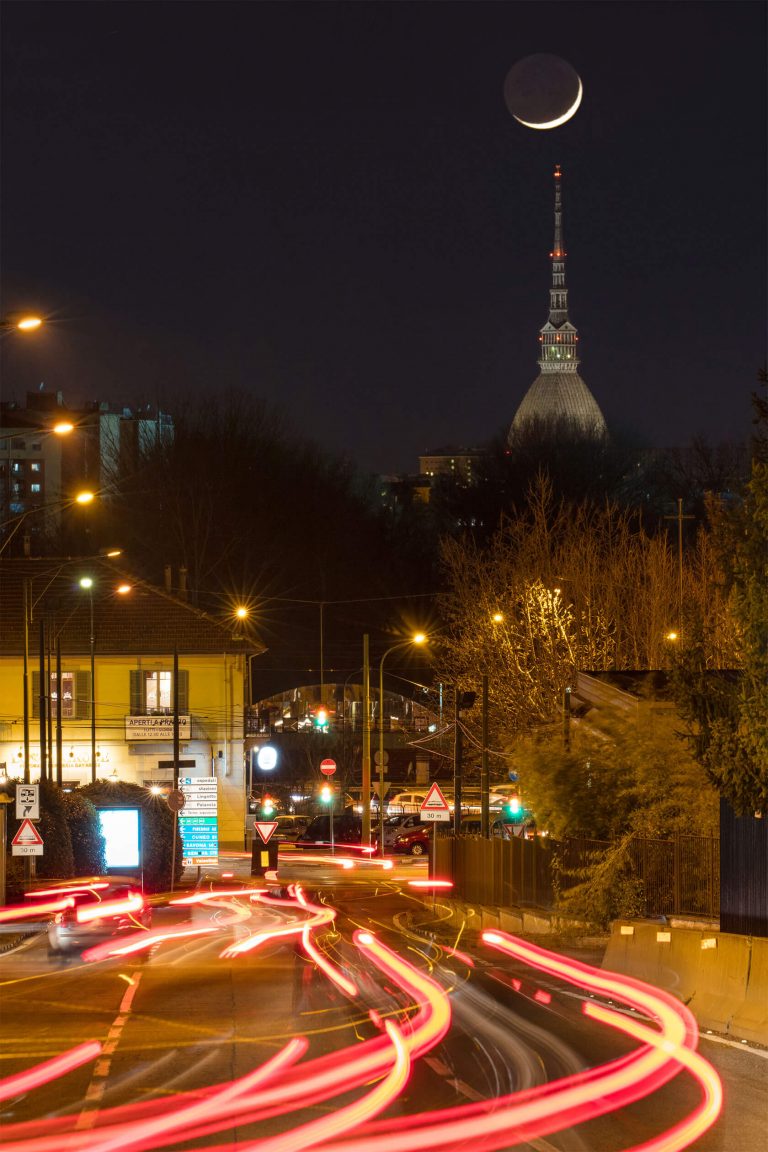 Moon Chaser: Breathtaking Photos by Valerio Minato | Daily design ...