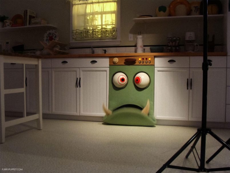 Reinventing Puppetry: Custom Creations by Furry Puppet Studio | Daily ...