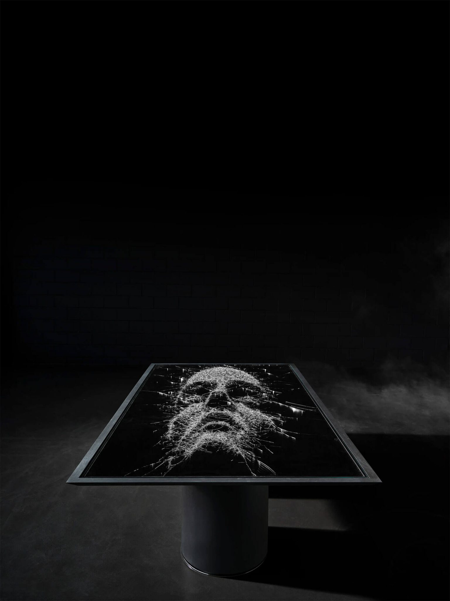 Shattering Expectations: Broken Glass Portraits by Simon Berger | Daily ...