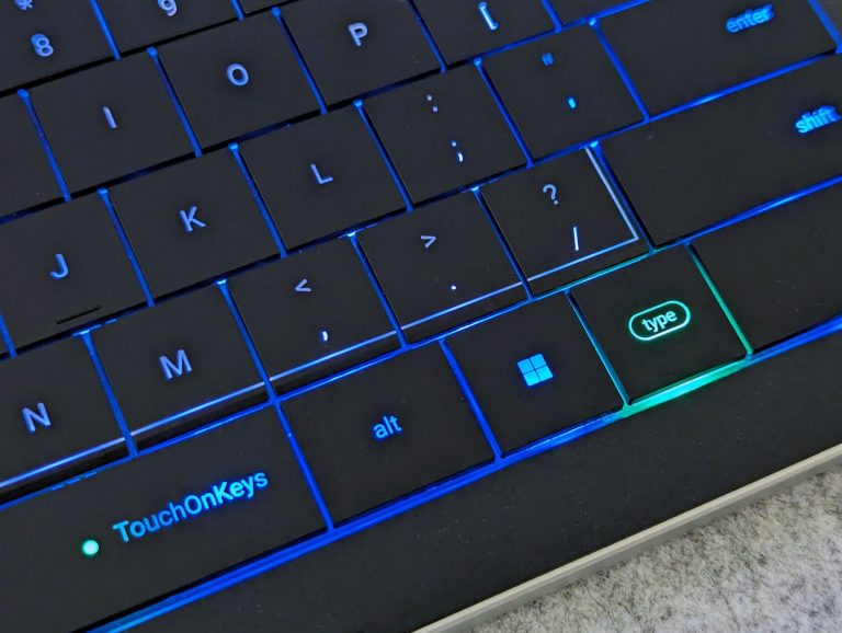 CLVX 1 Keyboard Review: A Seamless Keyboard & Touchpad Combo | Daily ...