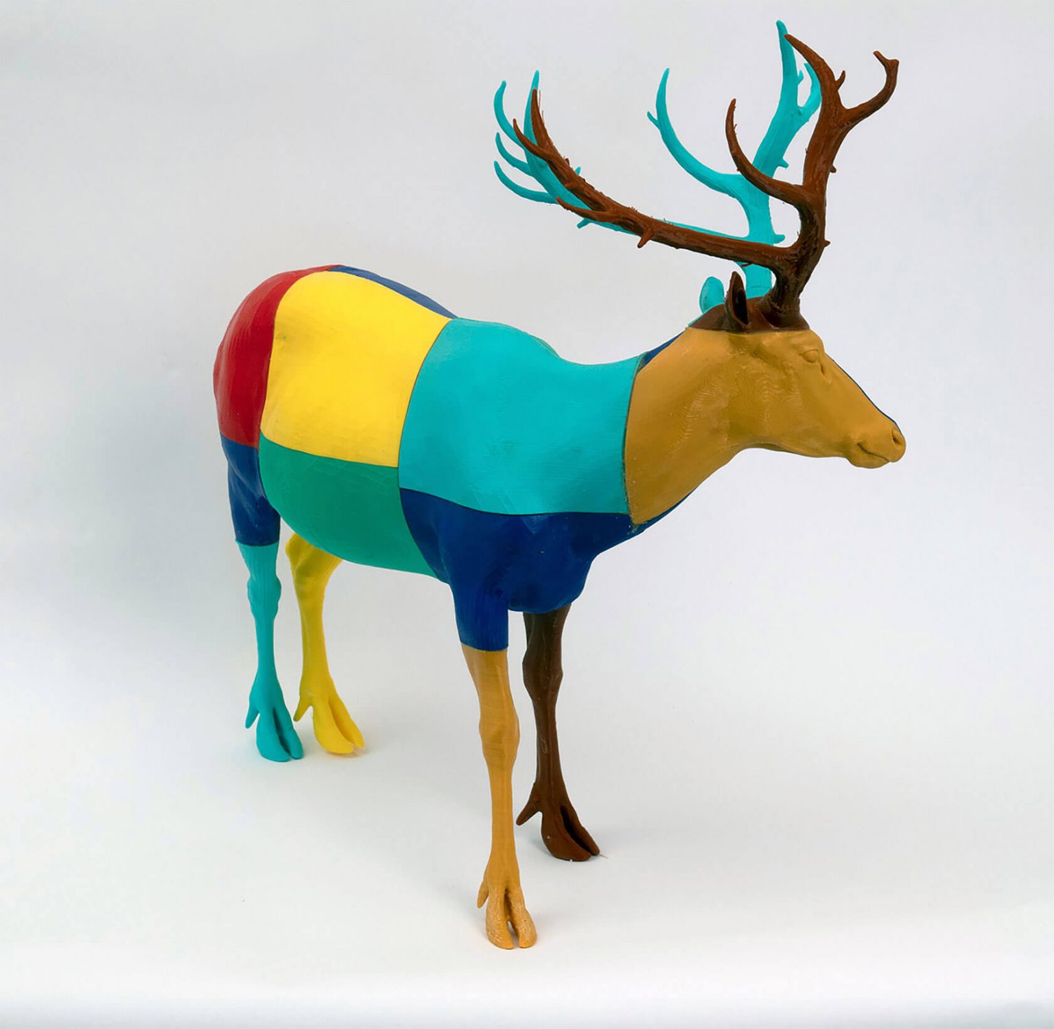 Cryptic Colorations: Sculptures by Brit Bunkley | Daily design ...