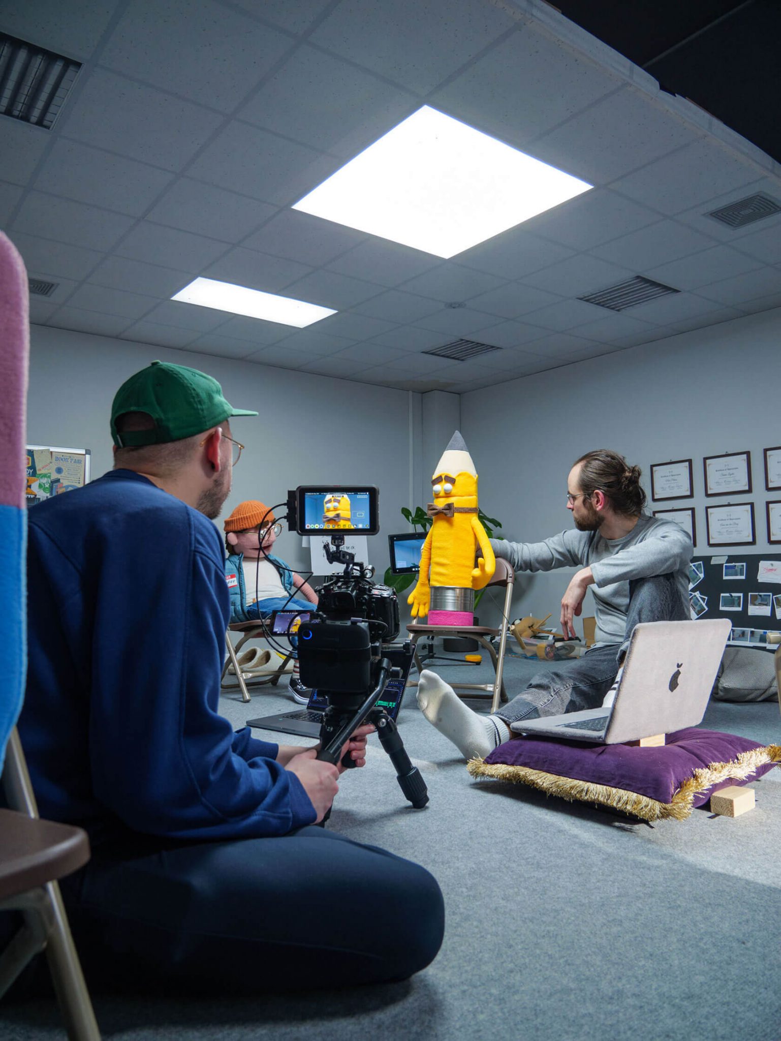 Group Session: Playful Short Film by Studio Mals & Setreset Films ...
