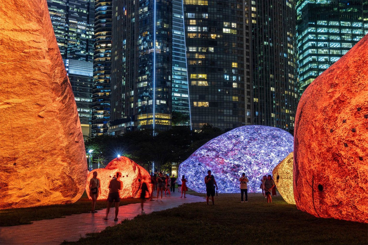 Iwagumi Air Scape: A Mesmerizing Interactive Installation at Marina Bay ...