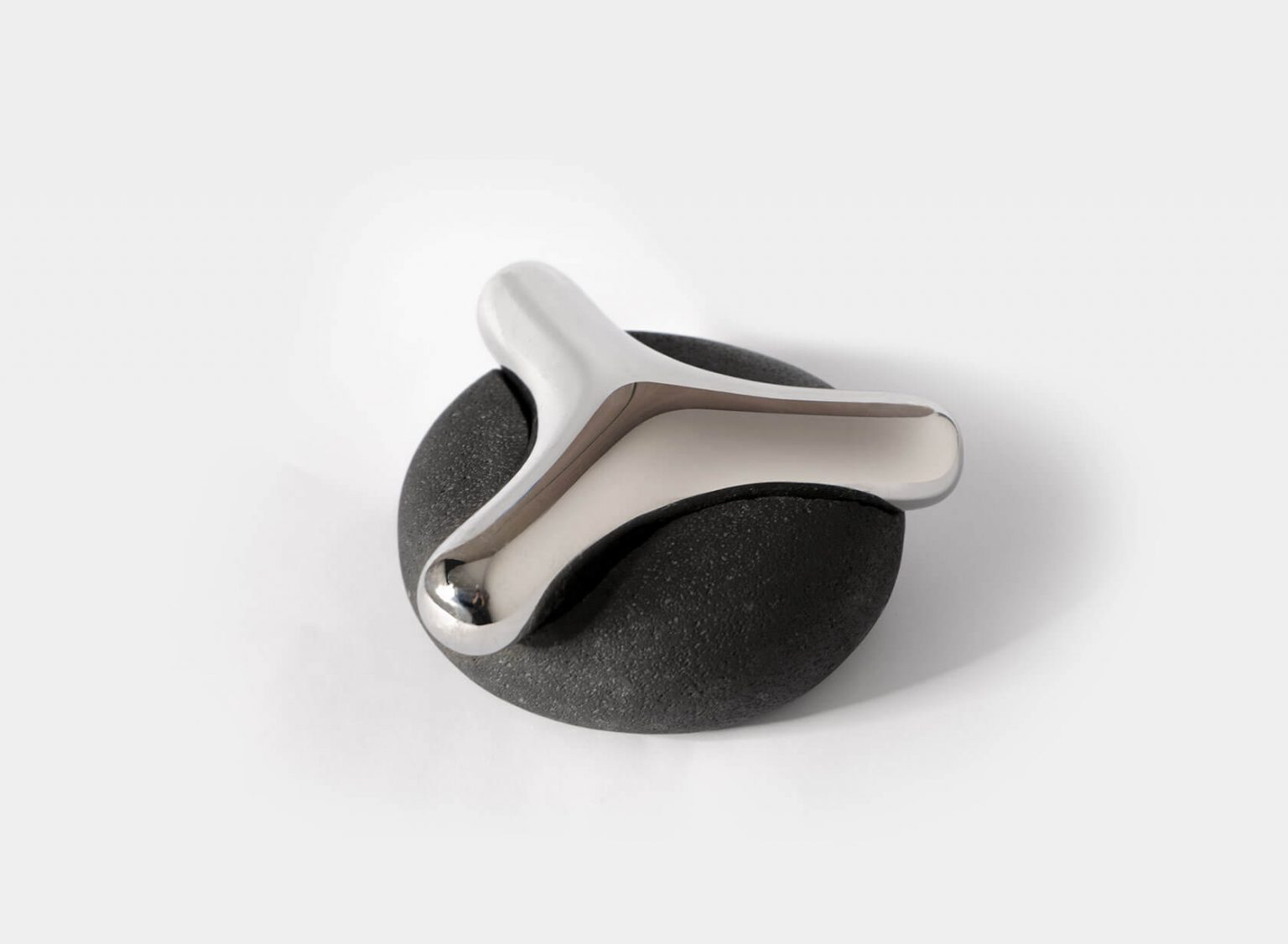 Minimalist Moments: Timeless Product Designs by essesi | Daily design ...