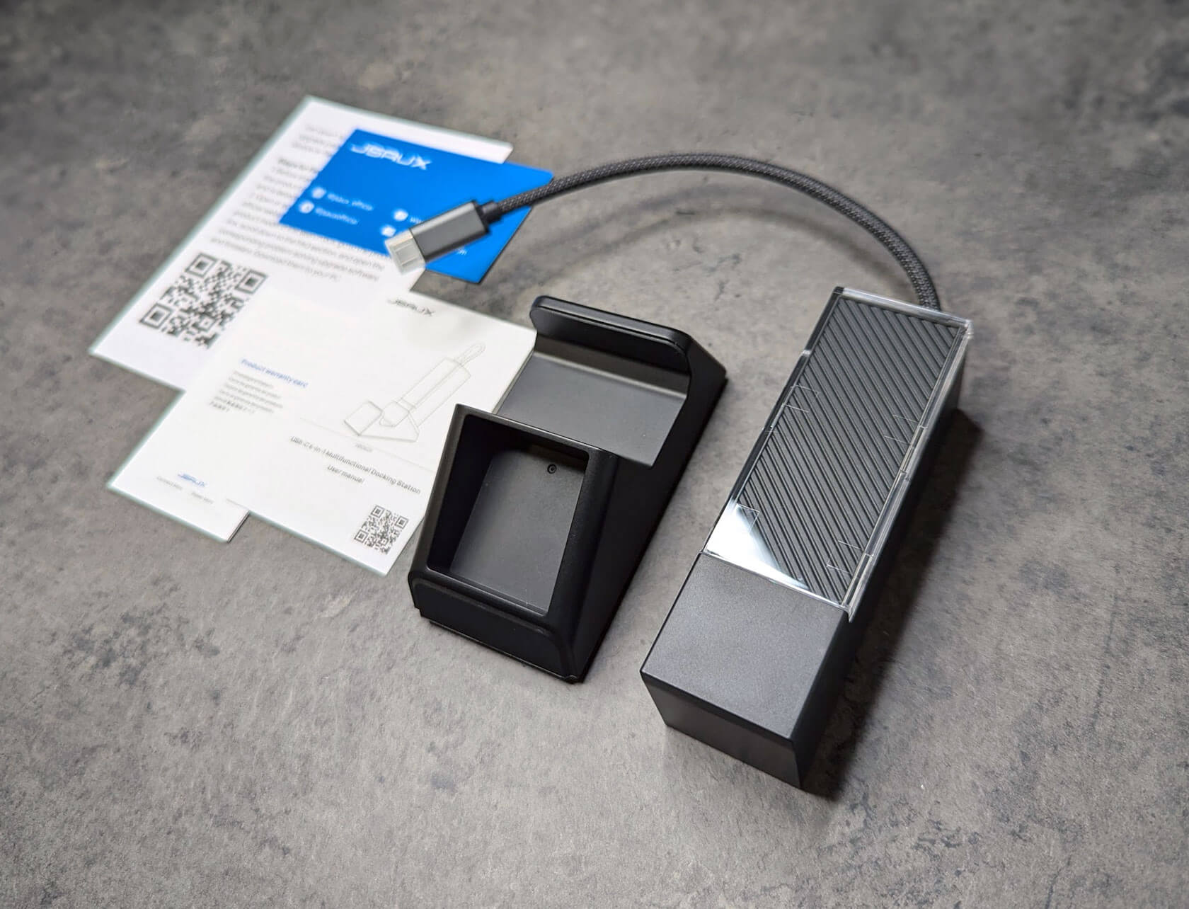 JSAUX 6-in-1 Docking Station Review: A Versatile Dock for the ROG Ally ...