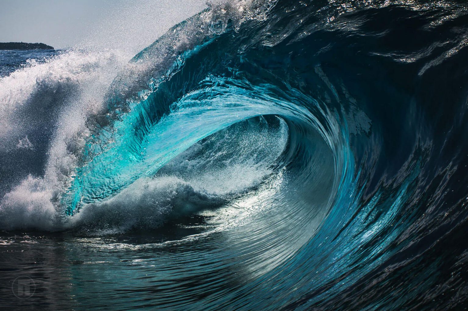 Breathtaking Wave Photos by Philip Thurston | Daily design inspiration for creatives ...