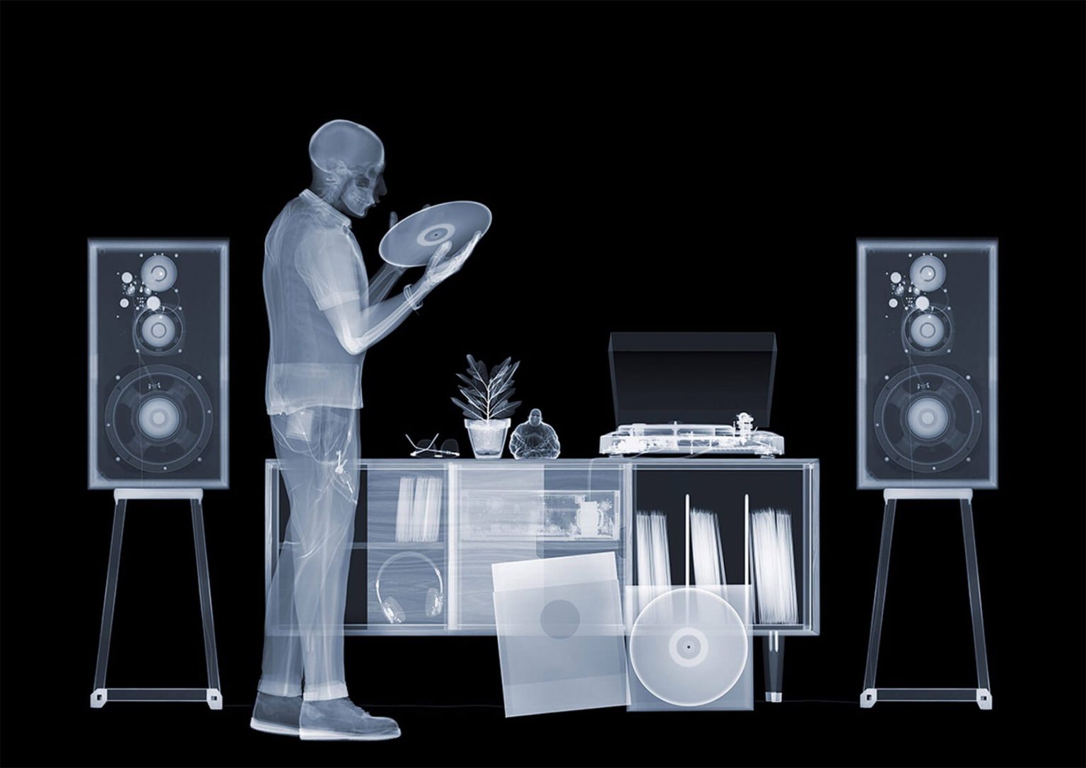 Amazing X-Ray Art by Nick Veasey | Daily design inspiration for ...