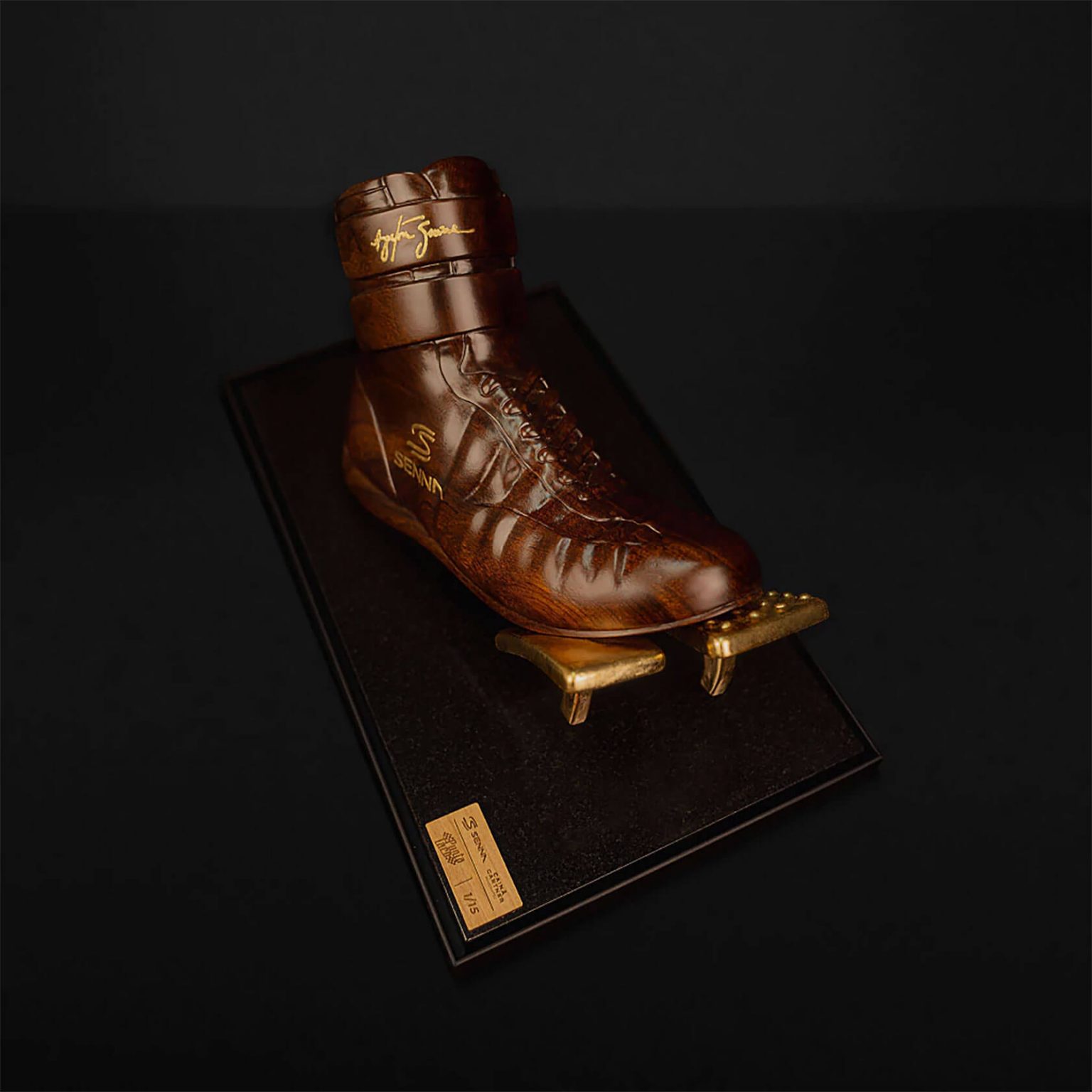 Ayrton Senna’s Legacy Shines in Cainã Gartner’s Striking Wooden ...