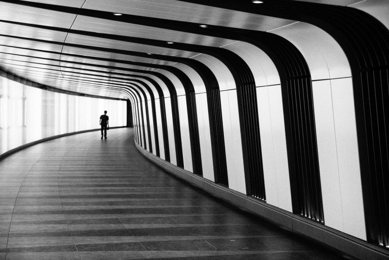 Monochrome Moments: Striking Street Photography by Linda Wisdom | Daily ...