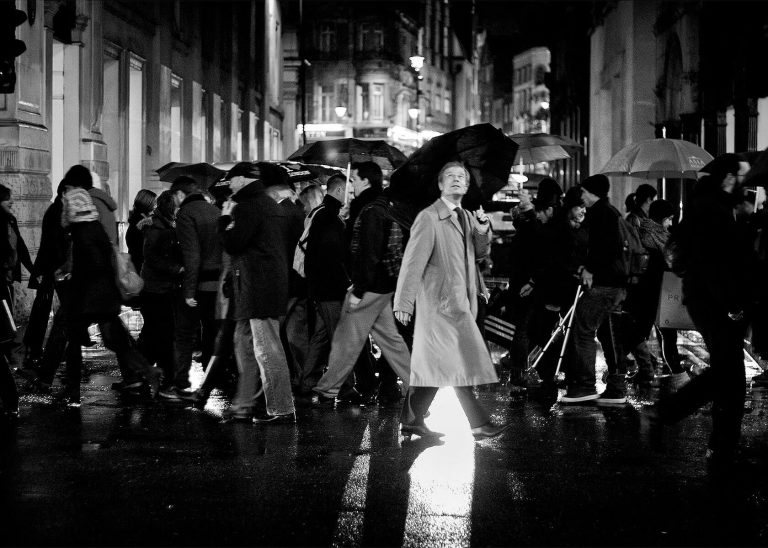 Monochrome Moments: Striking Street Photography by Linda Wisdom | Daily ...