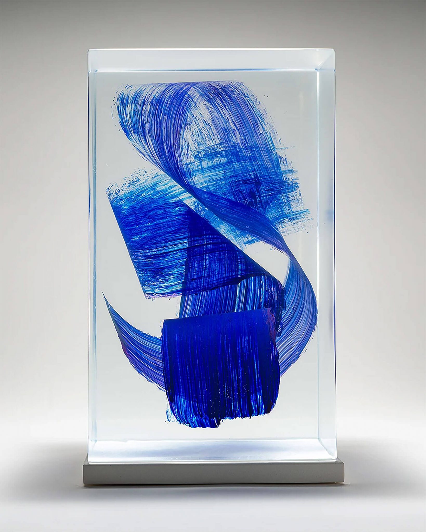 Brushstrokes Suspended in Time: Fabian Oefner's Volumen Series | Daily ...