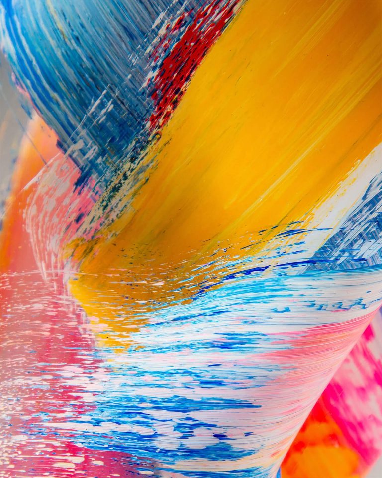 Brushstrokes Suspended in Time: Fabian Oefner's Volumen Series | Daily ...