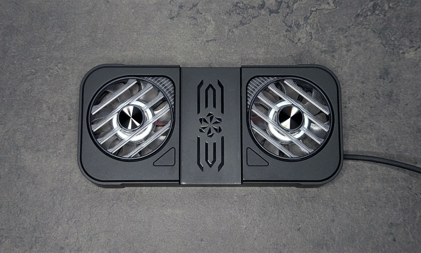 JSAUX 7-in-1 RGB Cooling Dock Review: A New Option for the Steam Deck ...