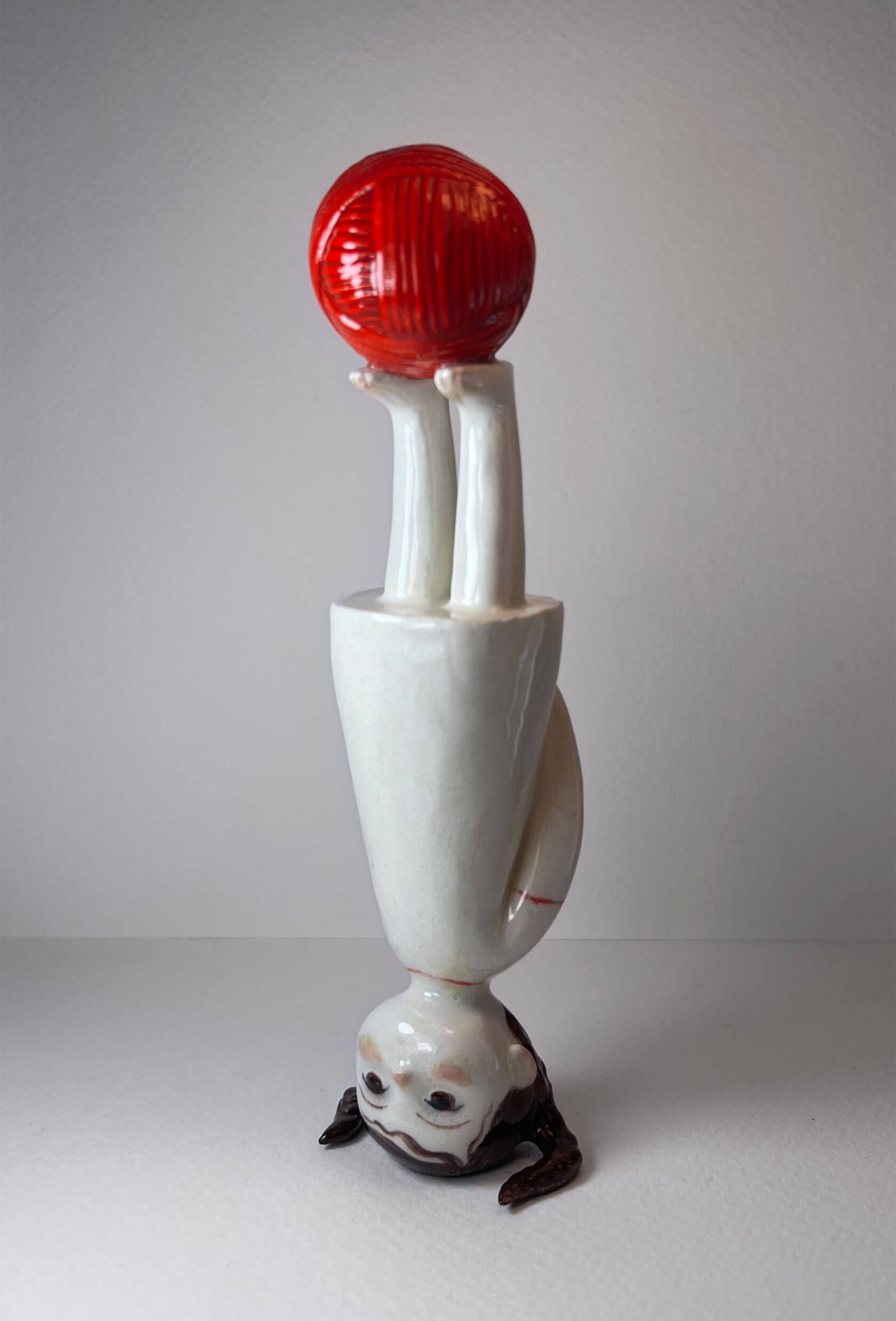 INS/IDE/OUT: Ceramic Sculptures by Lena Guberman | Daily design ...