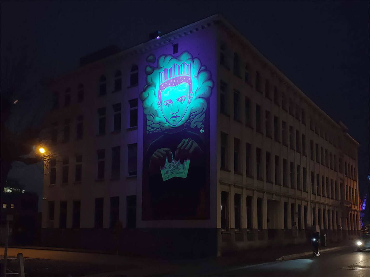 Reskate Studio’s Glow-in-the-Dark Murals Light Up Stories Around the ...