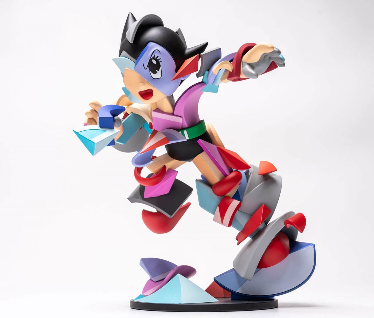 Fragmented Icons: Louis De Guzman’s Sculptural Take on Pop Icons ...