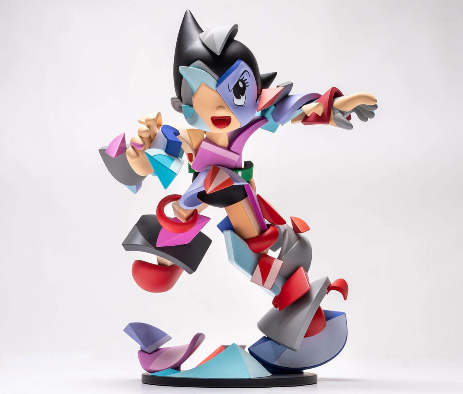Fragmented Icons: Louis De Guzman’s Sculptural Take on Pop Icons ...