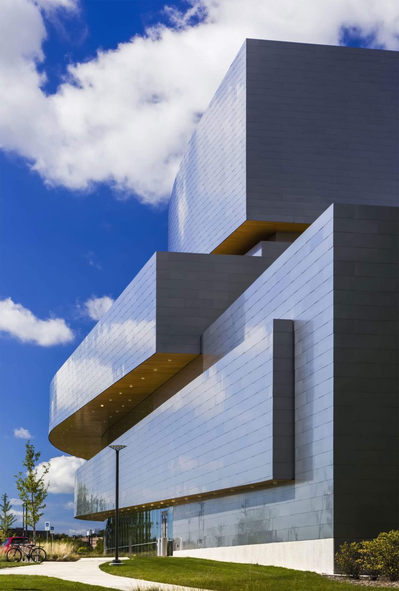 Hancher Auditorium: Iowa’s Striking Cultural Landmark | Daily design ...
