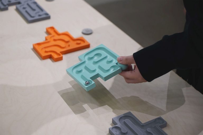 Balance Maze: A Modular, Minimalist Puzzle by BKID | Daily design ...